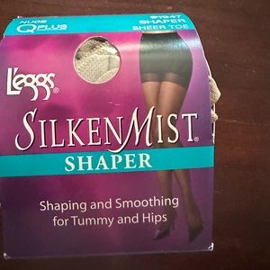 Hanes | Accessories | Hanes And Leggs Collection Of Panty Hose Various ...